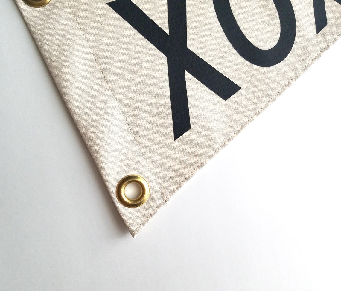 Xoxo Pennant Flag / Wall Flag - Etsy