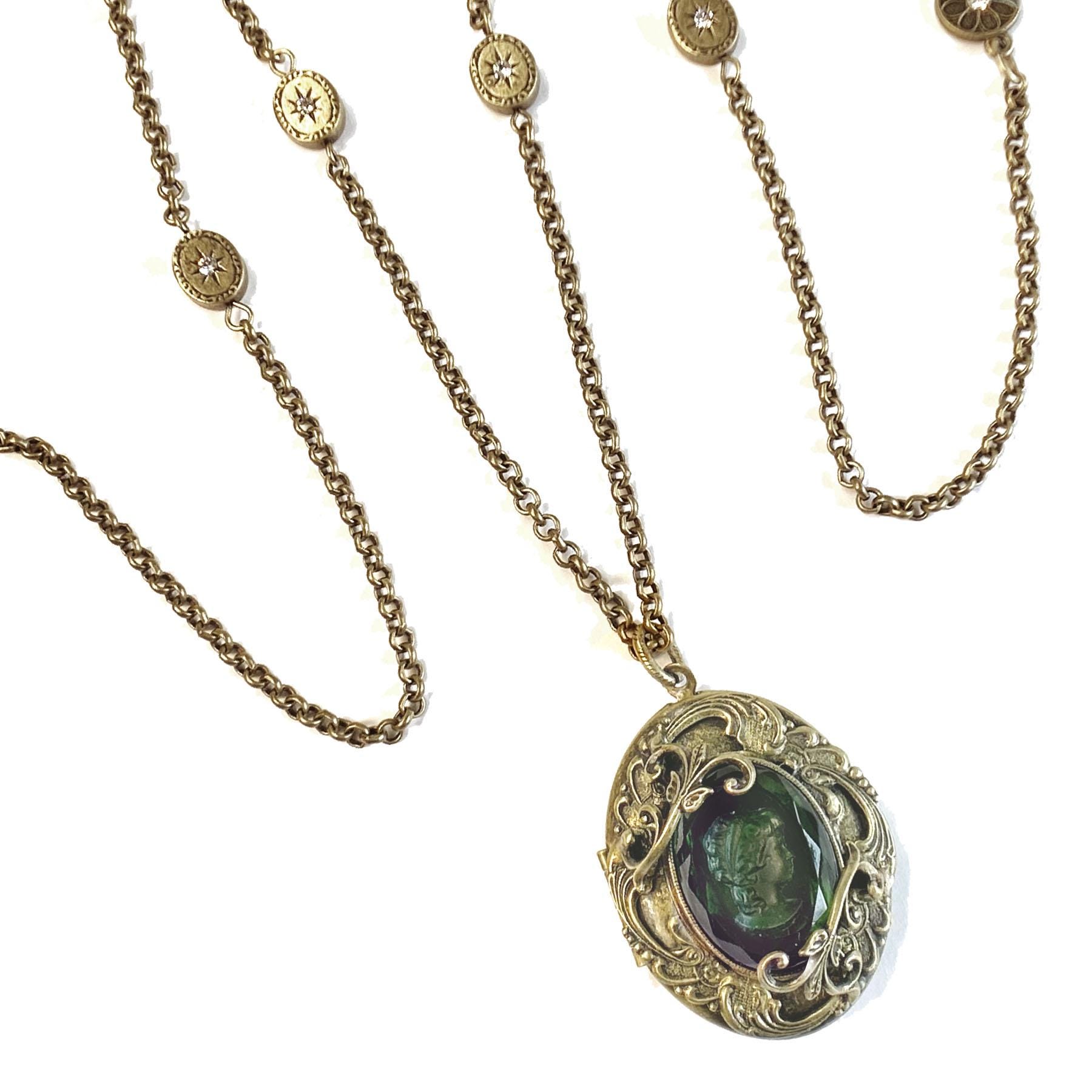 Vintage Emerald Green Intaglio Locket, Victorian Large Two Picture Gift ...