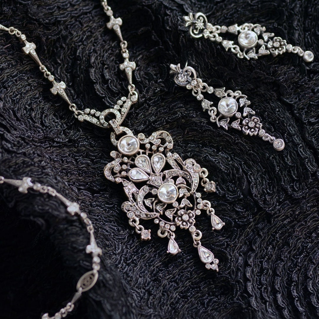 French Victorian Crystal Lavaliere Necklace: Vintage Bridal Jewelry - Etsy