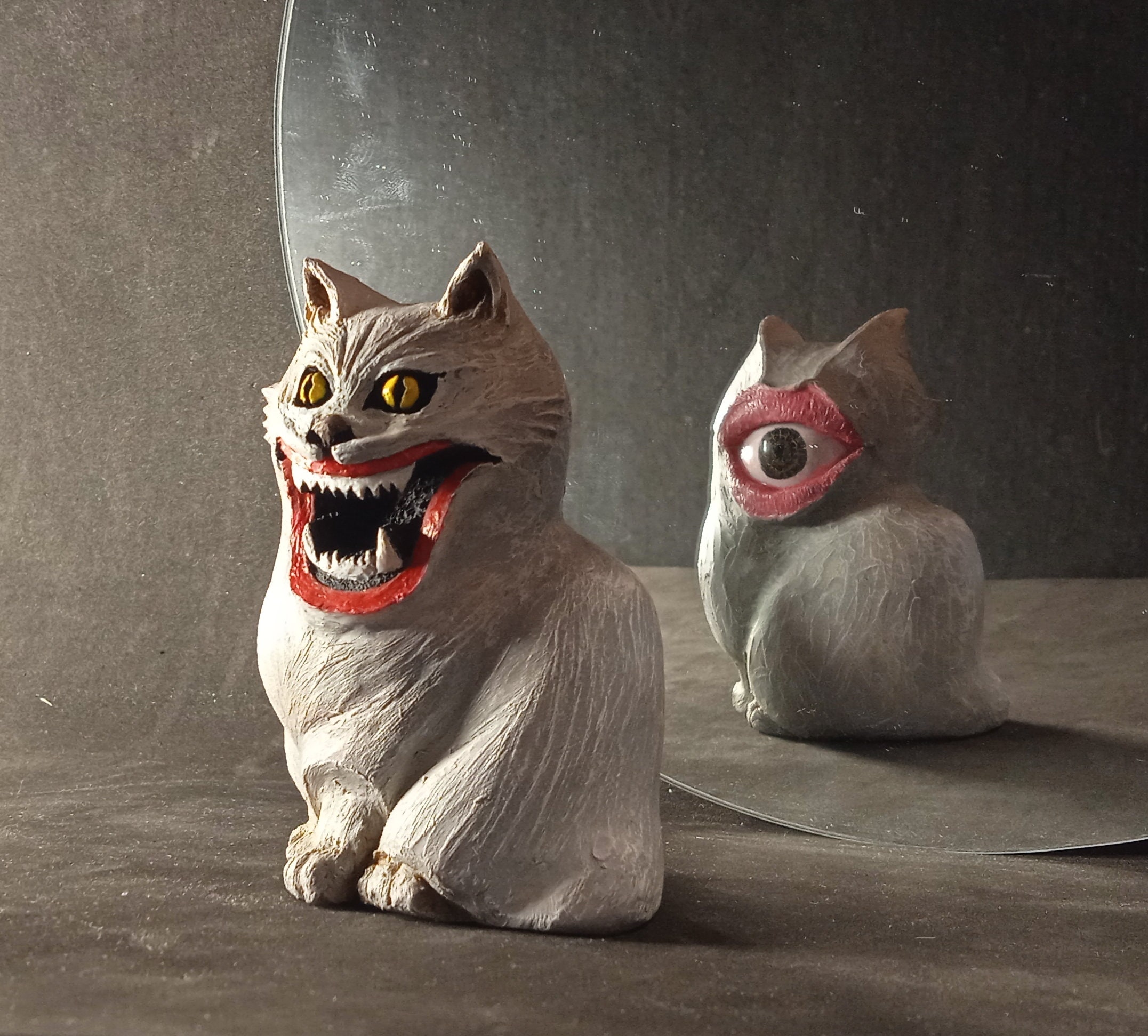 Hausu Cat Sculpture - Etsy