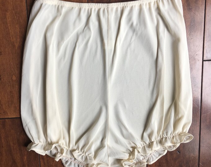 Vtg Sheer Bloomers Womens Vintage Lingerie Cover up Shorts Tan Cream ...