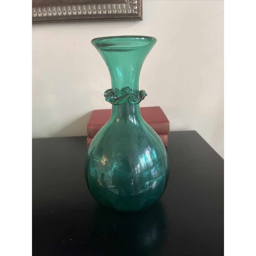 Blenko Green Glass Vase 9.5" Hand Blown Vintage MCM - Etsy