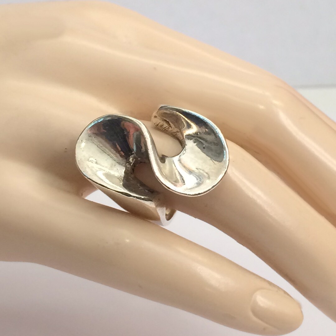 Mexican Sterling Silver Ring TA11 Modern Ribbon Size 934 - Etsy