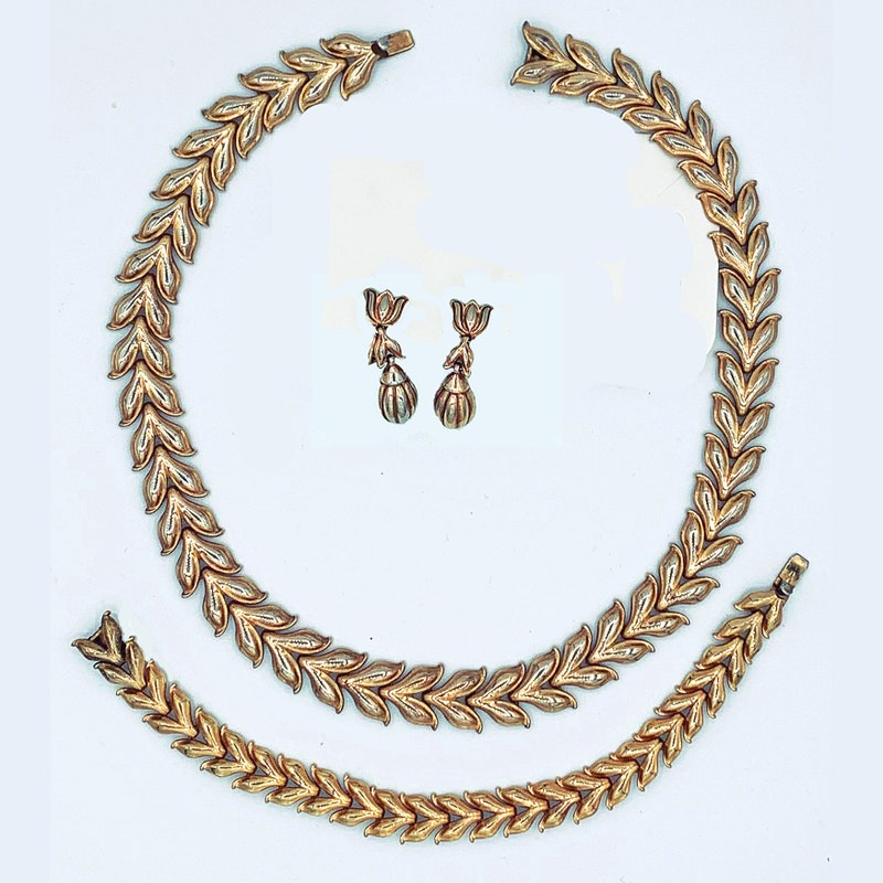 Trifari Necklace - Etsy