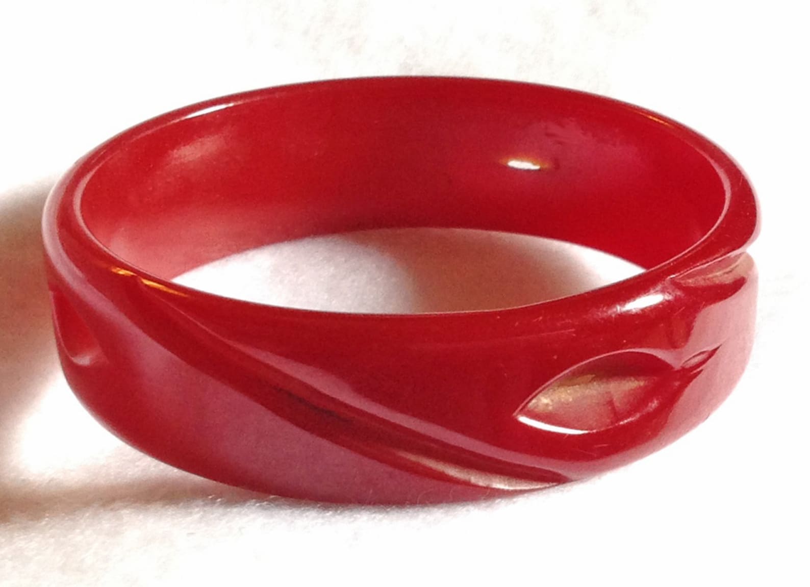 Vintage Bakelite Carved Bangle Wine Red Cut Through - Etsy