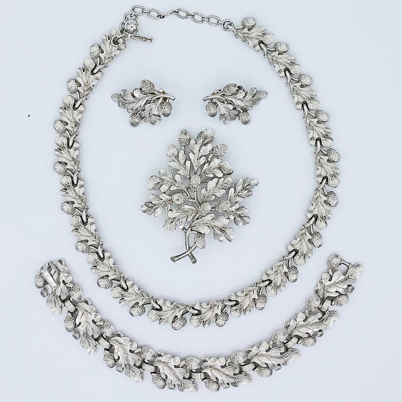 Vintage Trifari Acorn Full Parure Set Silver Tone - Etsy