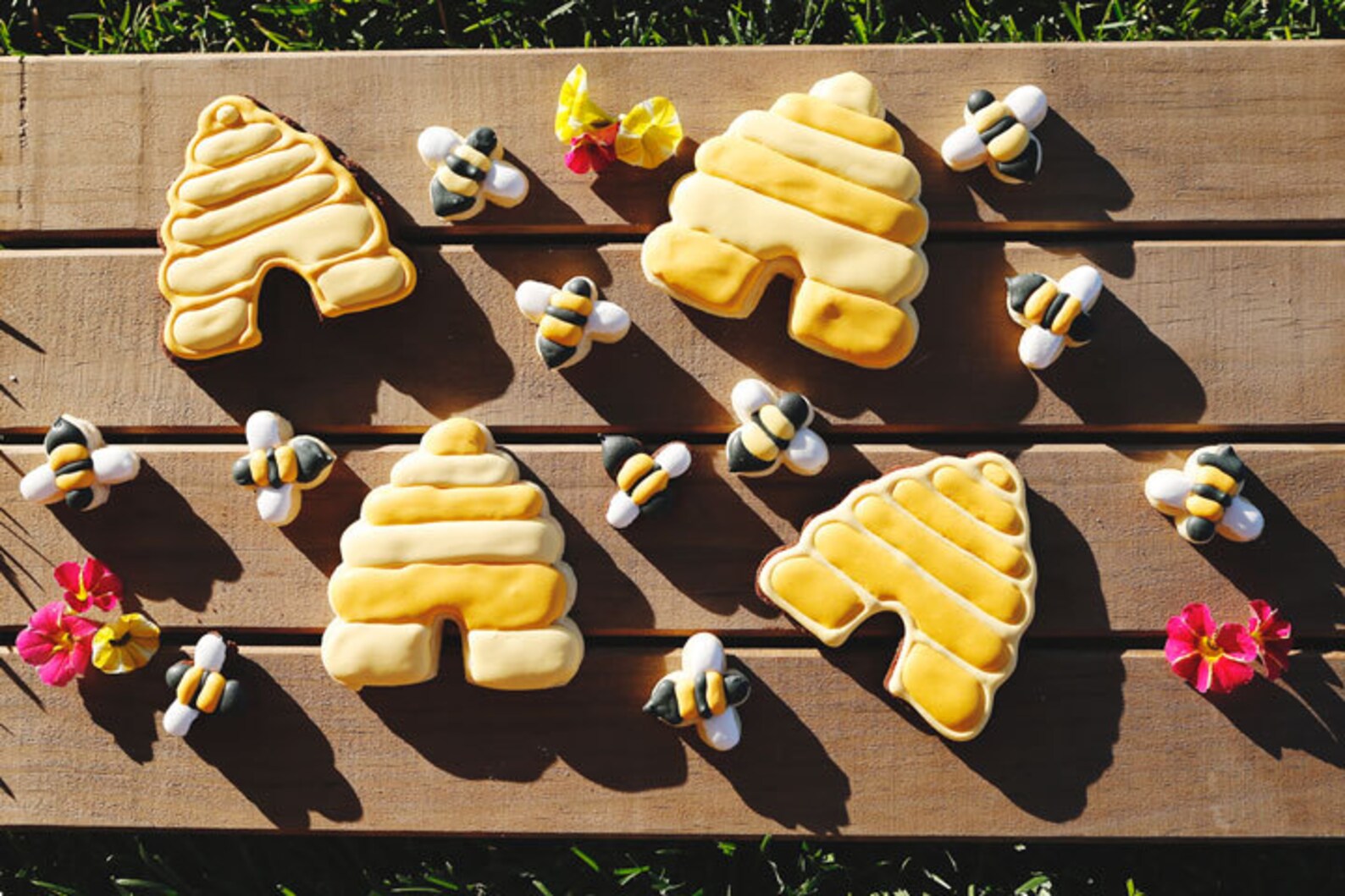 Busy Bee Cookie Cutter from The Haven 3-cutter set | Etsy