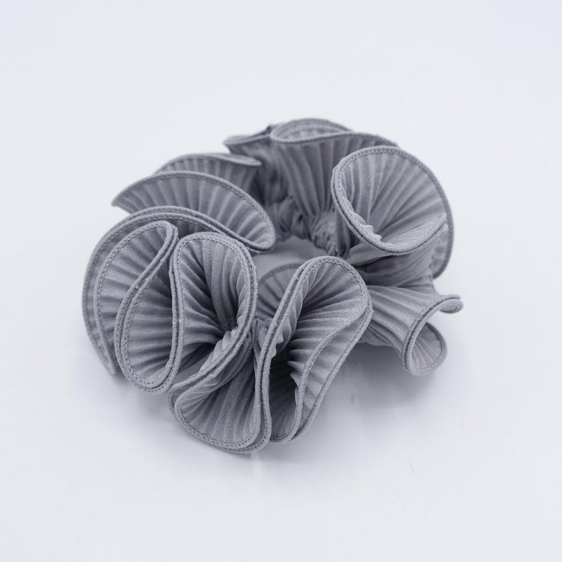 Pleated Scrunchies 2 Edge Unique Spring Hair Scrunchy Women Hair ...