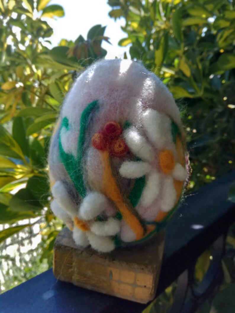Needle Felted Easter Egg, Totally Hand Sculpted Using Felting Needles ...