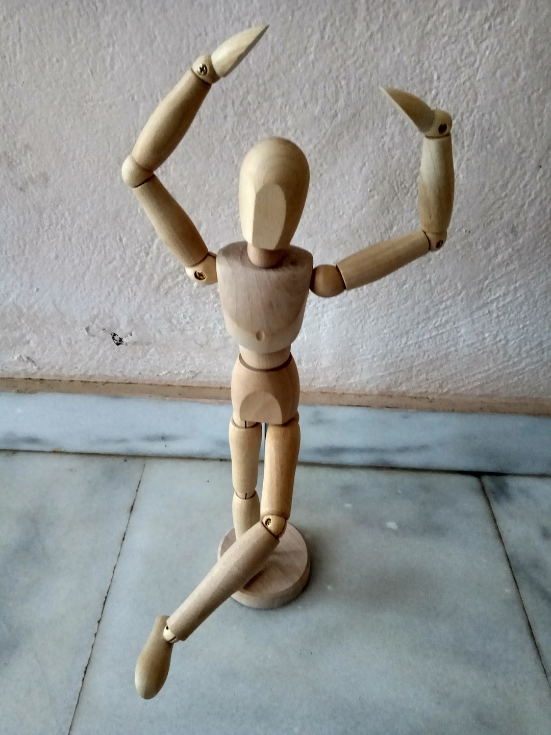 Artist's Dummy Wooden Manequin Standing Wooden Base 12" Tall (30cm ...