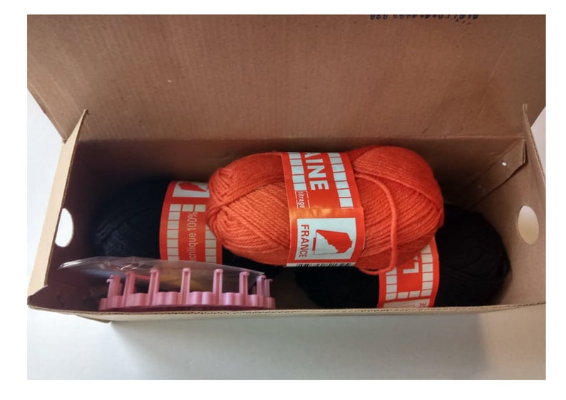 Knitting Hat With a Loom Kit by Mademeathens Diy Step by Step Photo ...