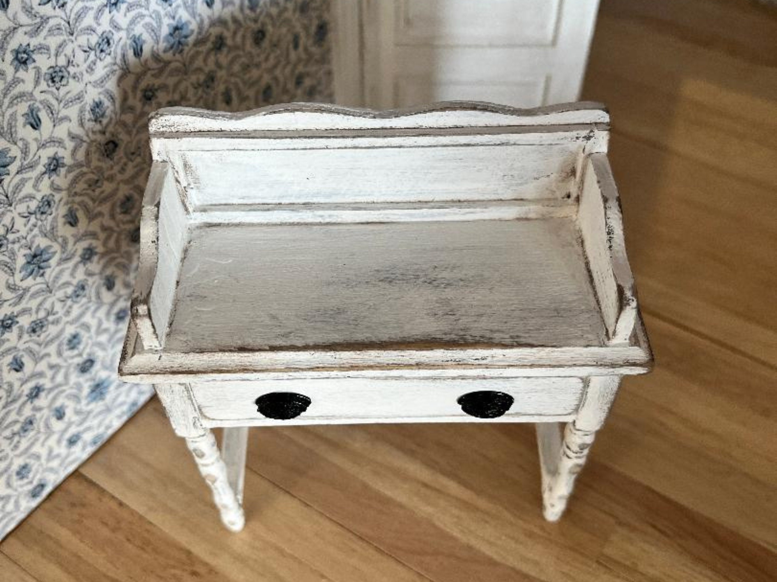 Miniature Painted Desk Cottage Style White Shabby Chic Desk or Vanity 1 ...