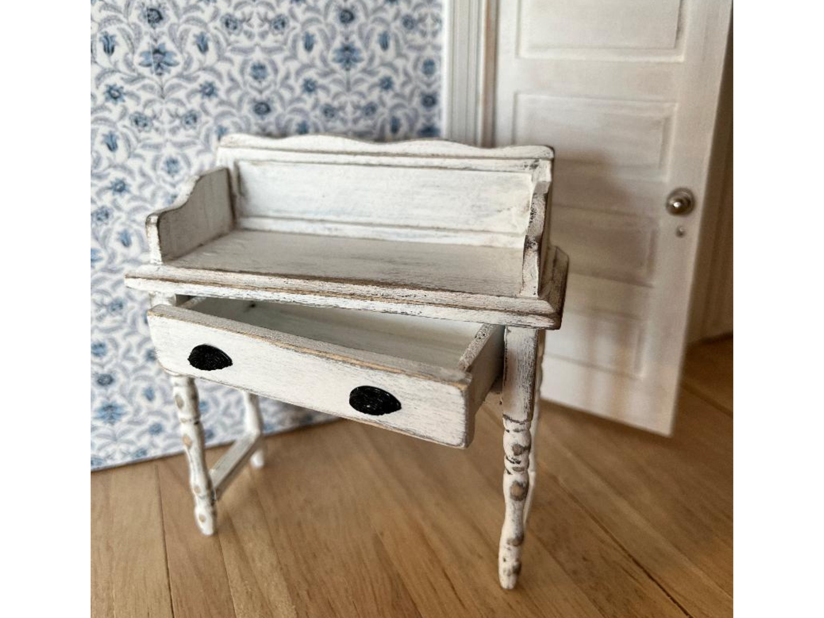 Miniature Painted Desk Cottage Style White Shabby Chic Desk or Vanity 1 ...