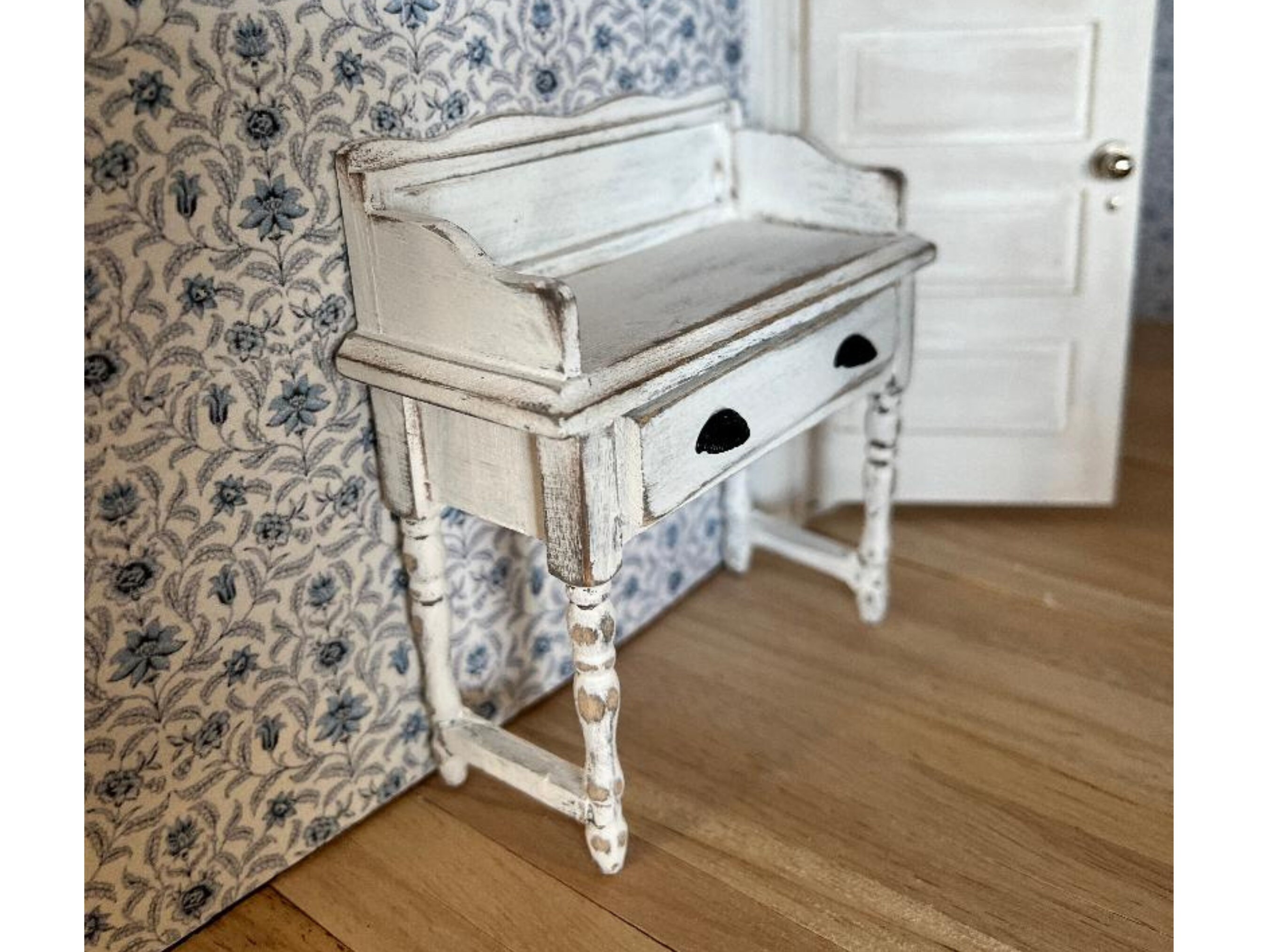 Miniature Painted Desk Cottage Style White Shabby Chic Desk or Vanity 1 ...