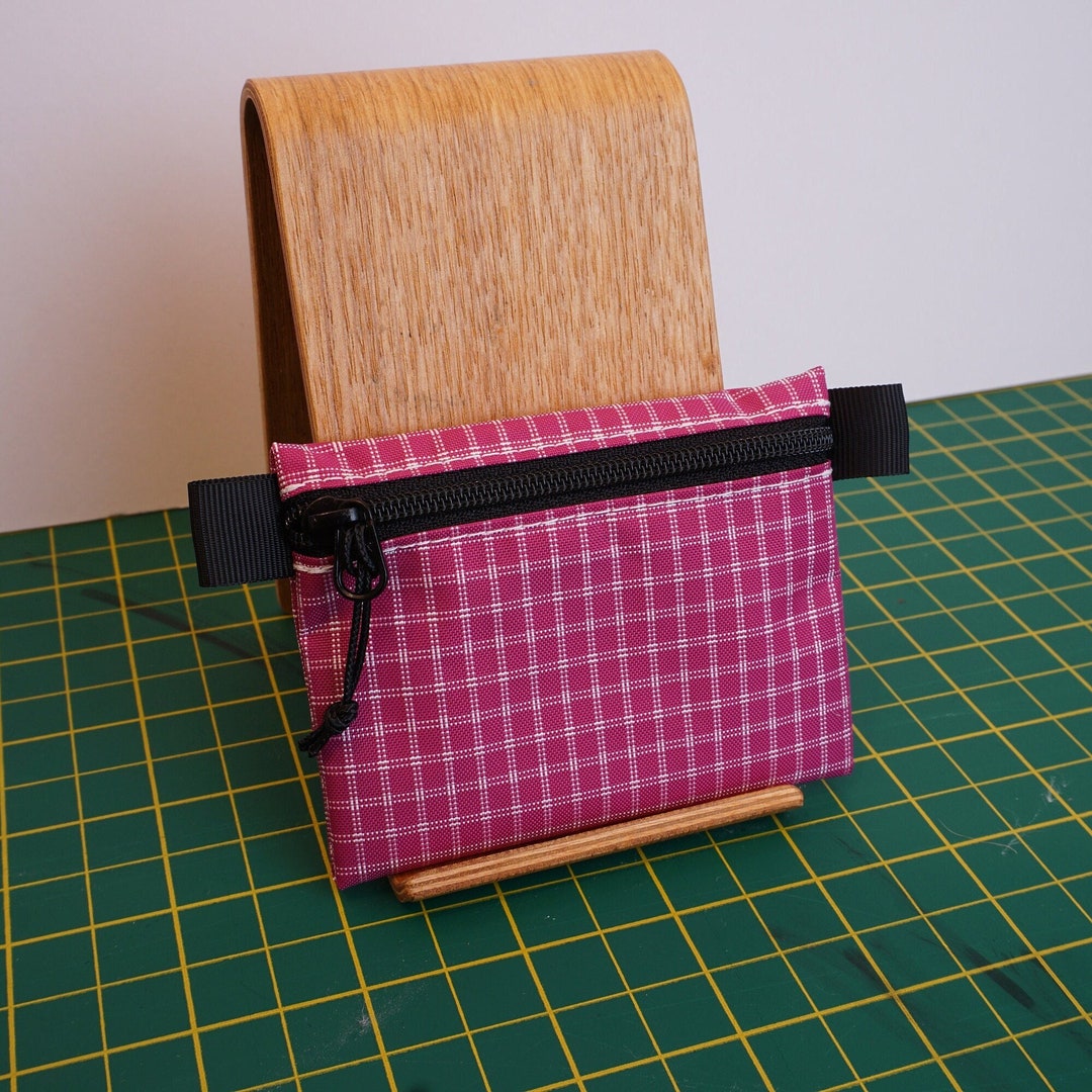 The Flat Zip Pouch Size Mini Ultragrid Fabric in a Variety of Colours ...