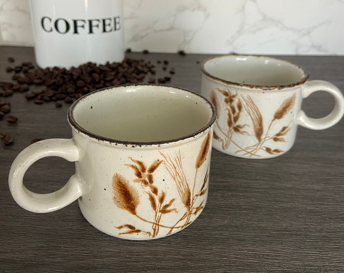 Set of 2 Vintage Wheat Mugs - Etsy