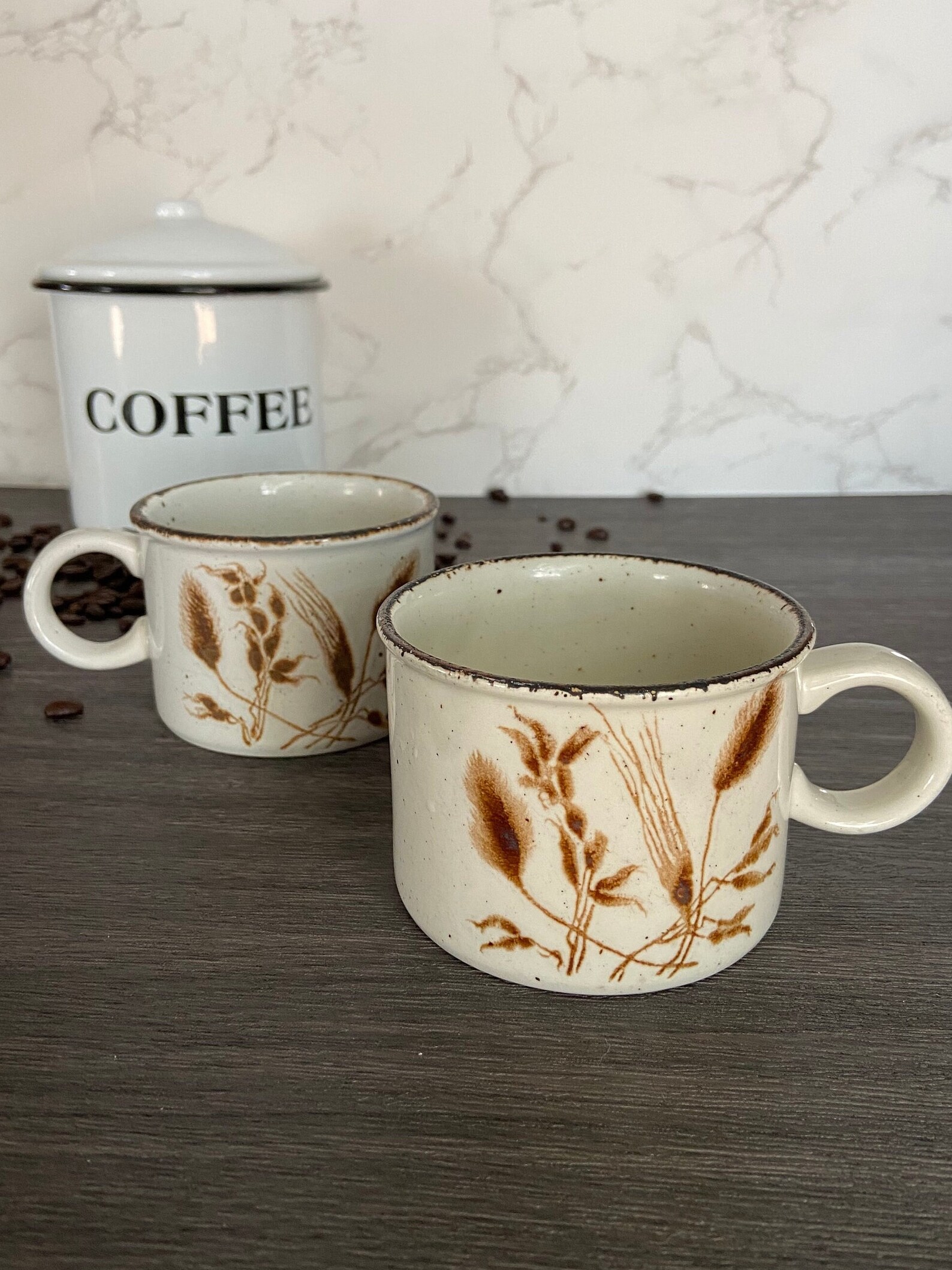 Set of 2 Vintage Wheat Mugs - Etsy