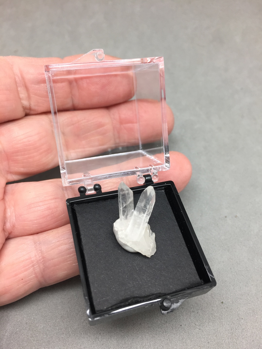 Mt Ida Arkansas Quartz Thumbnail Specimen 3/4 Twin Windows Multi ...