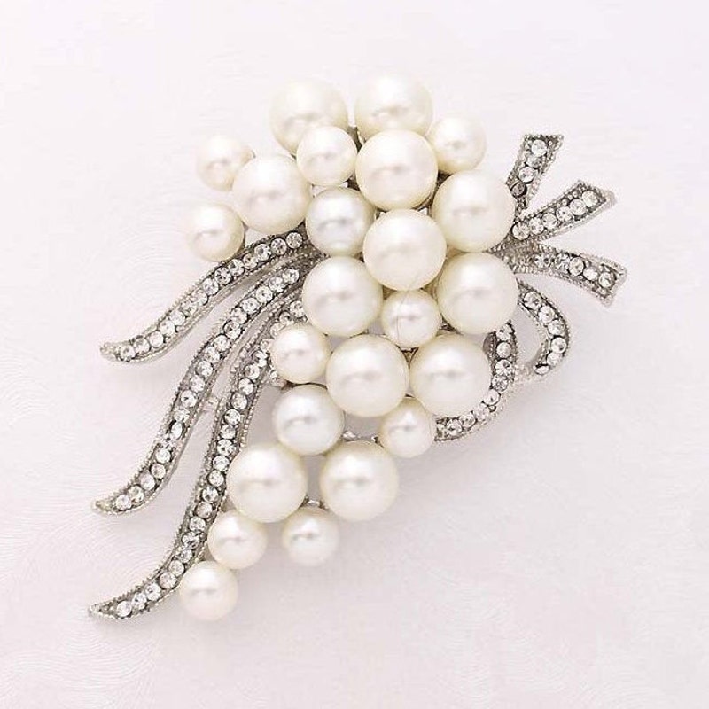 Bridal Pearl Brooch - Etsy