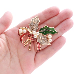 Rhinestone Holly Leaf Christmas Brooch: Crystal Pearl Holiday Pin - Etsy