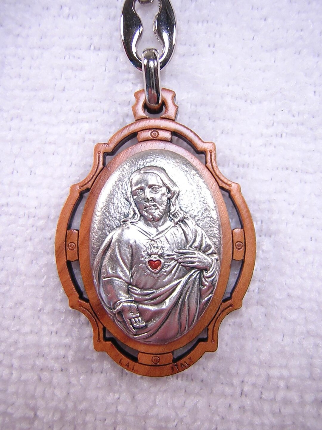 Catholic SACRED HEART of JESUS Ornate Olive Wood Key Chain Italy ...
