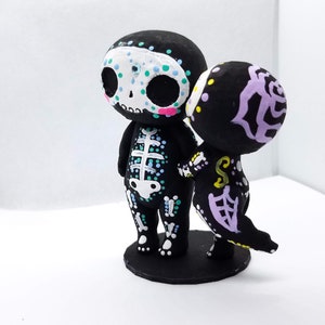 Girl Kissing Boy Skeleton's Cheek Figurine Hand Painted 3D Printed - Etsy