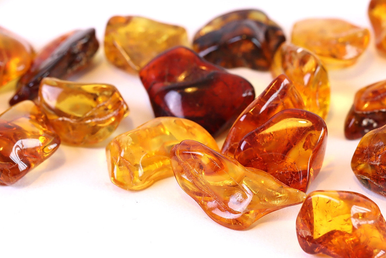 10 pieces Amber Tumbled Stone / Polished Amber Gems / Average | Etsy