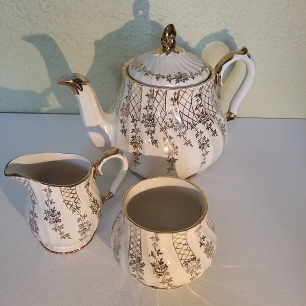 Sadler Teapot - Etsy