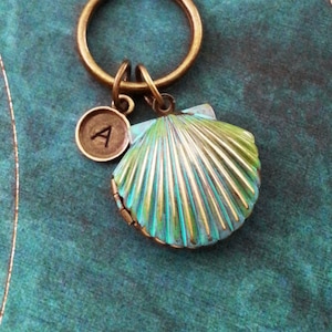 Clam Keychain SMALL Blue Clam Keyring Patina Clam Patina Keychain ...