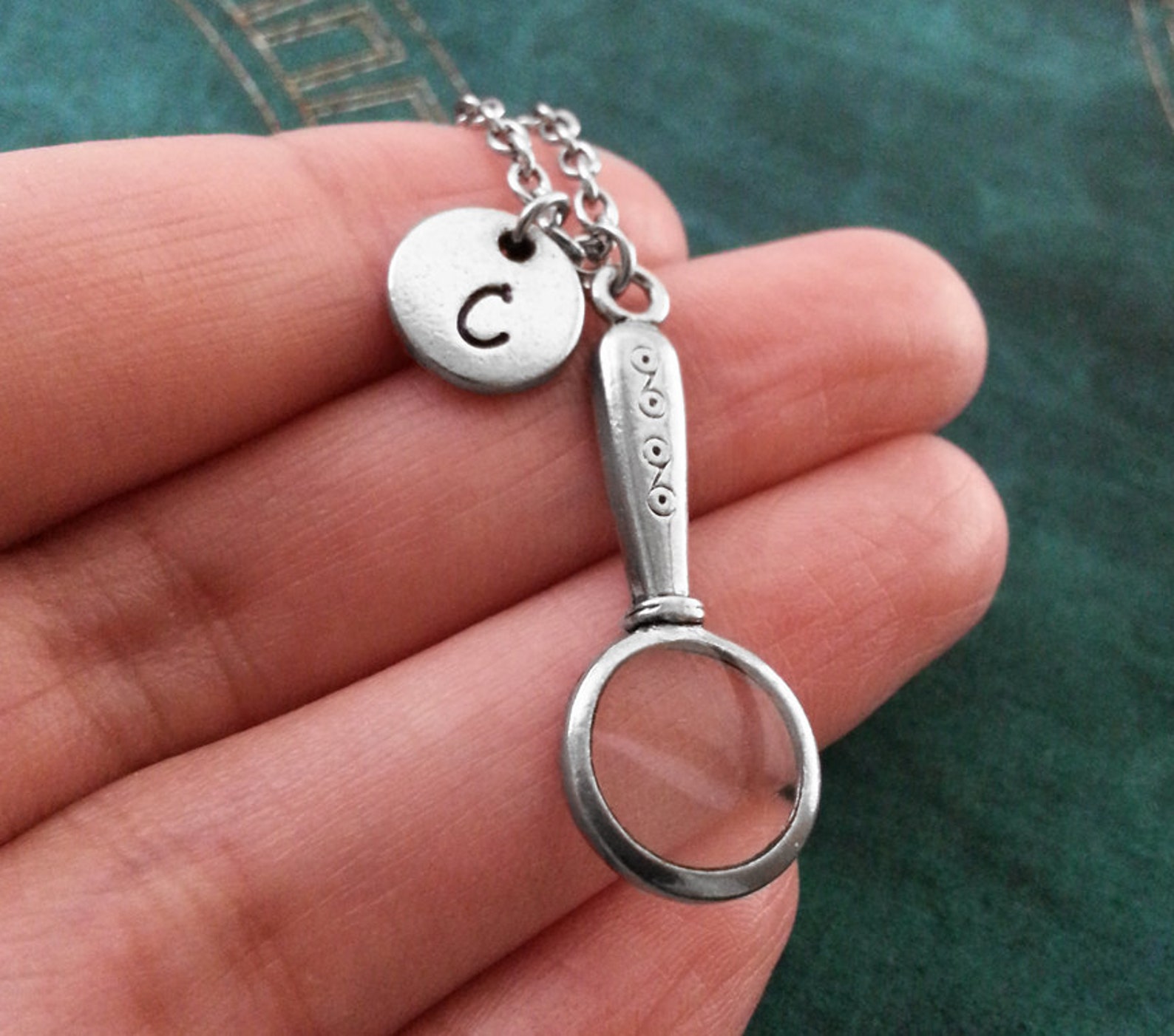 Magnifying Glass Keychain VERY SMALL Detective Keychain - Etsy