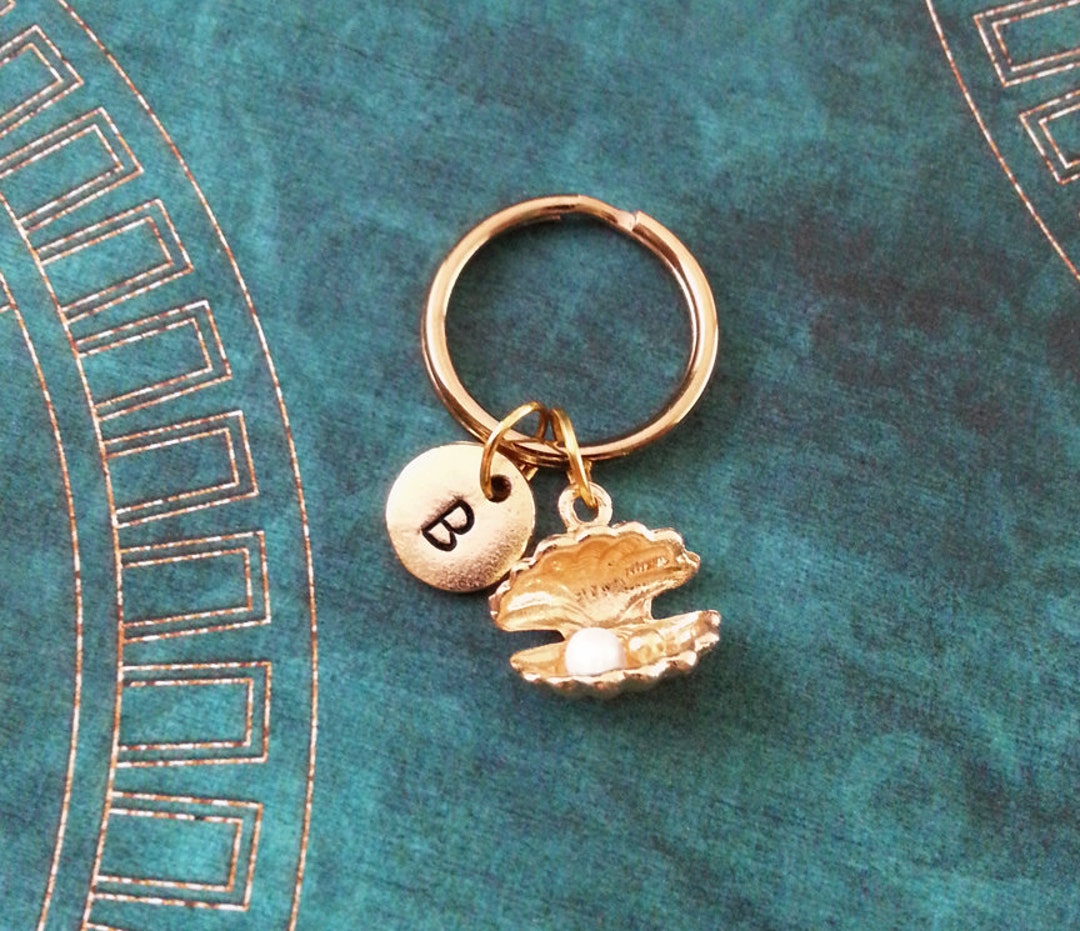 Oyster Keychain VERY SMALL Pearl Oyster Keyring Personalized Keychain ...