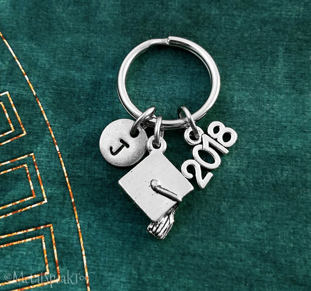 Graduation Cap Keychain VERY SMALL Class of 2018 Keyring High School ...