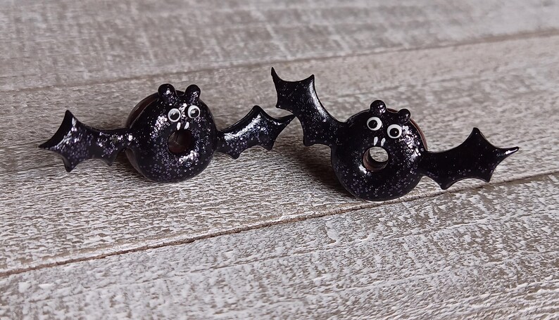 Miniature 1/6 Scale Halloween Bat Doughnuts - Etsy