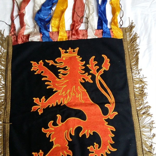 Heraldic Lion - Etsy