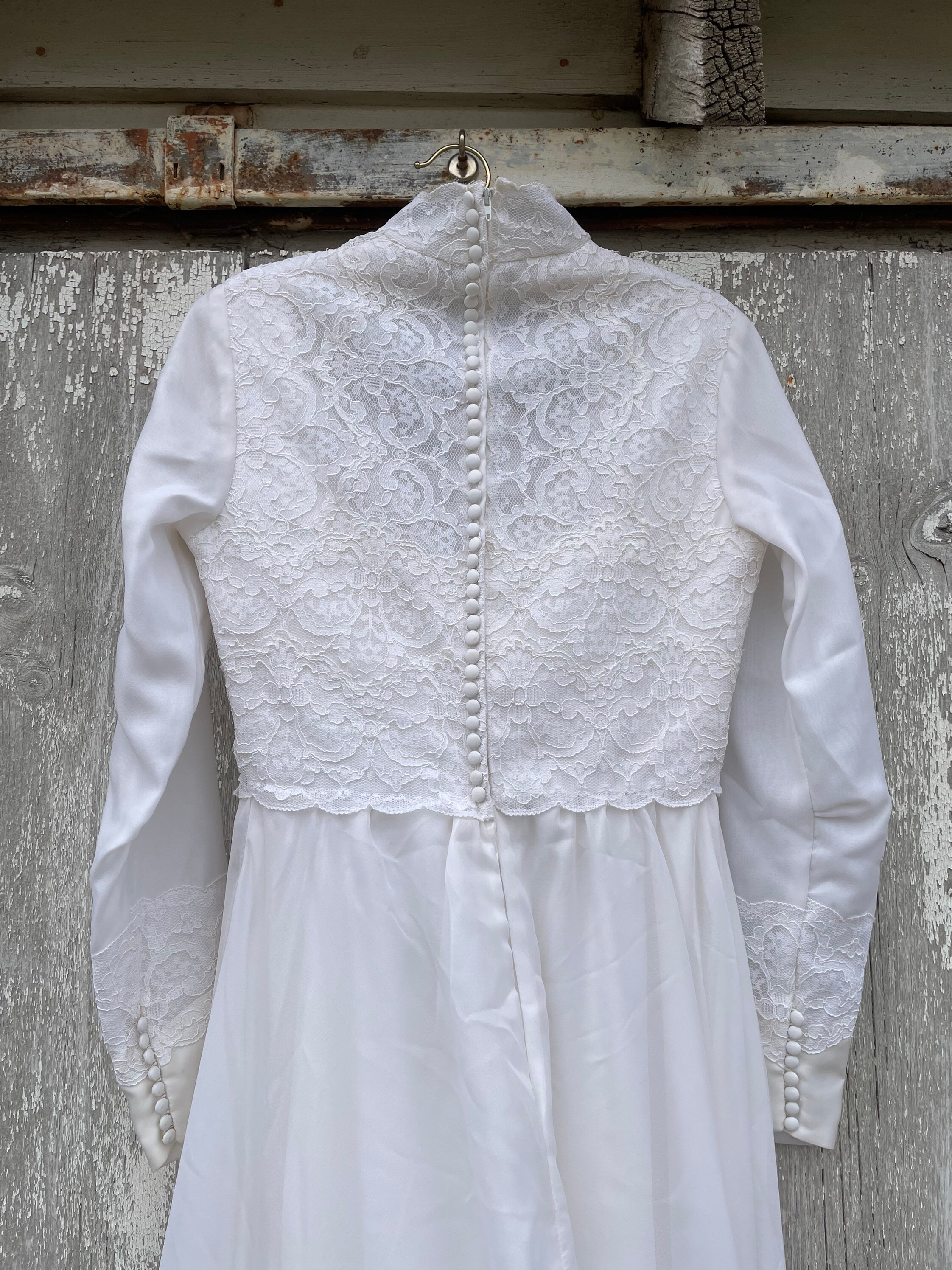 Vintage High Collared 70s Wedding Dress / Lace Wedding Dress / Vintage ...
