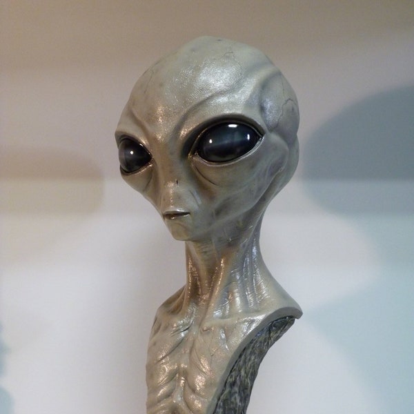 Alien Sculpture - Etsy