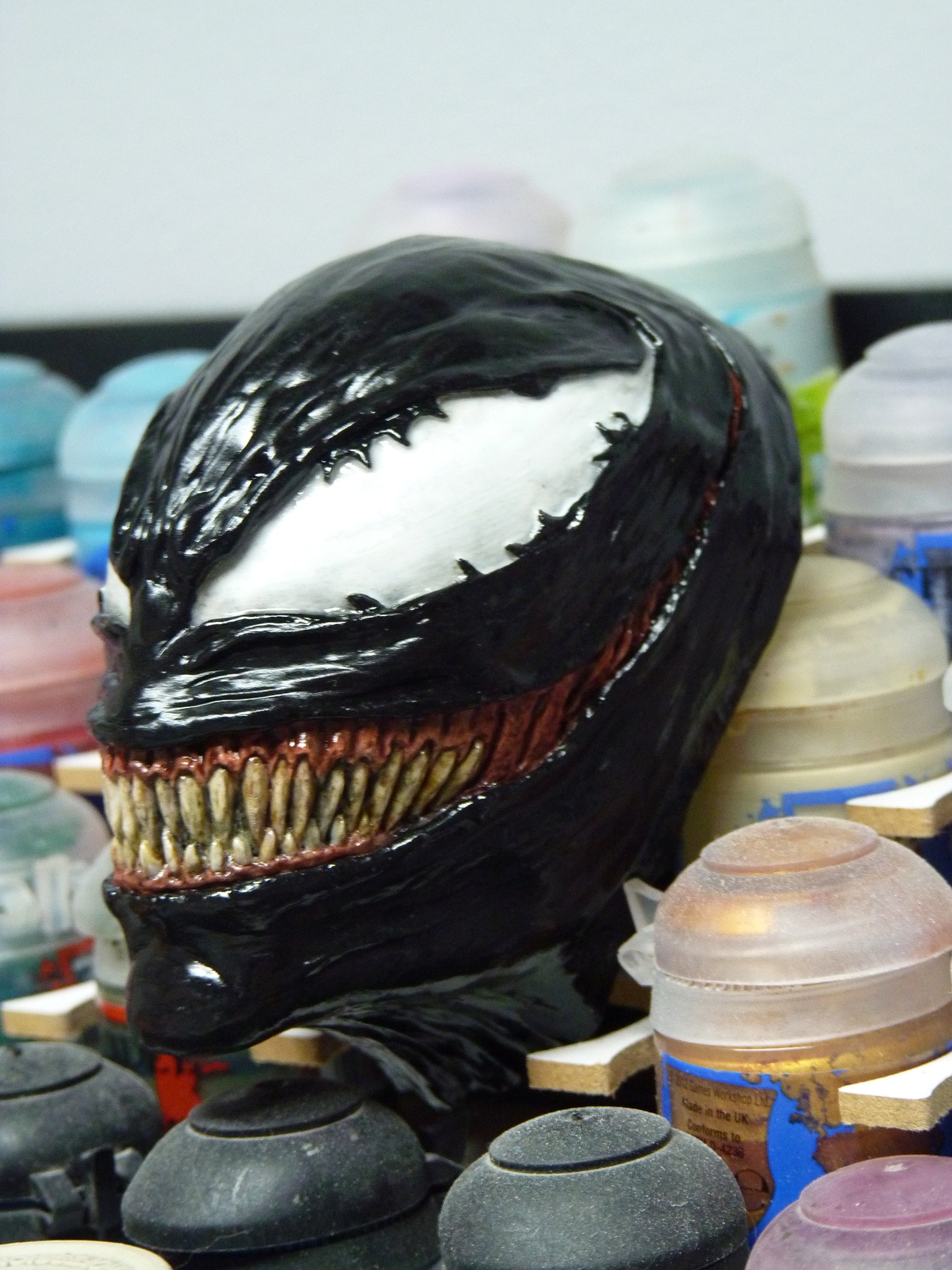 Venom head inspired dc comics Marvel magnet resin - Etsy Polska