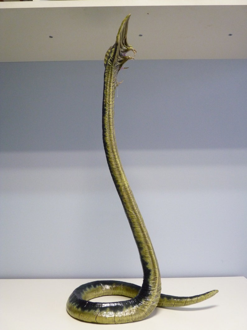 Hammerpede Statue, Prometheus Alien Xenomorph Replica, Sci-fi Horror ...