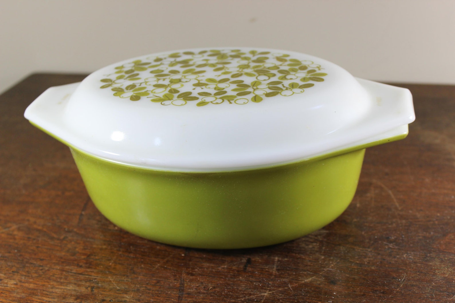 Pyrex Casserole Covered Dish With Glass Lid Verde Olive Green 043 1 1/2 ...