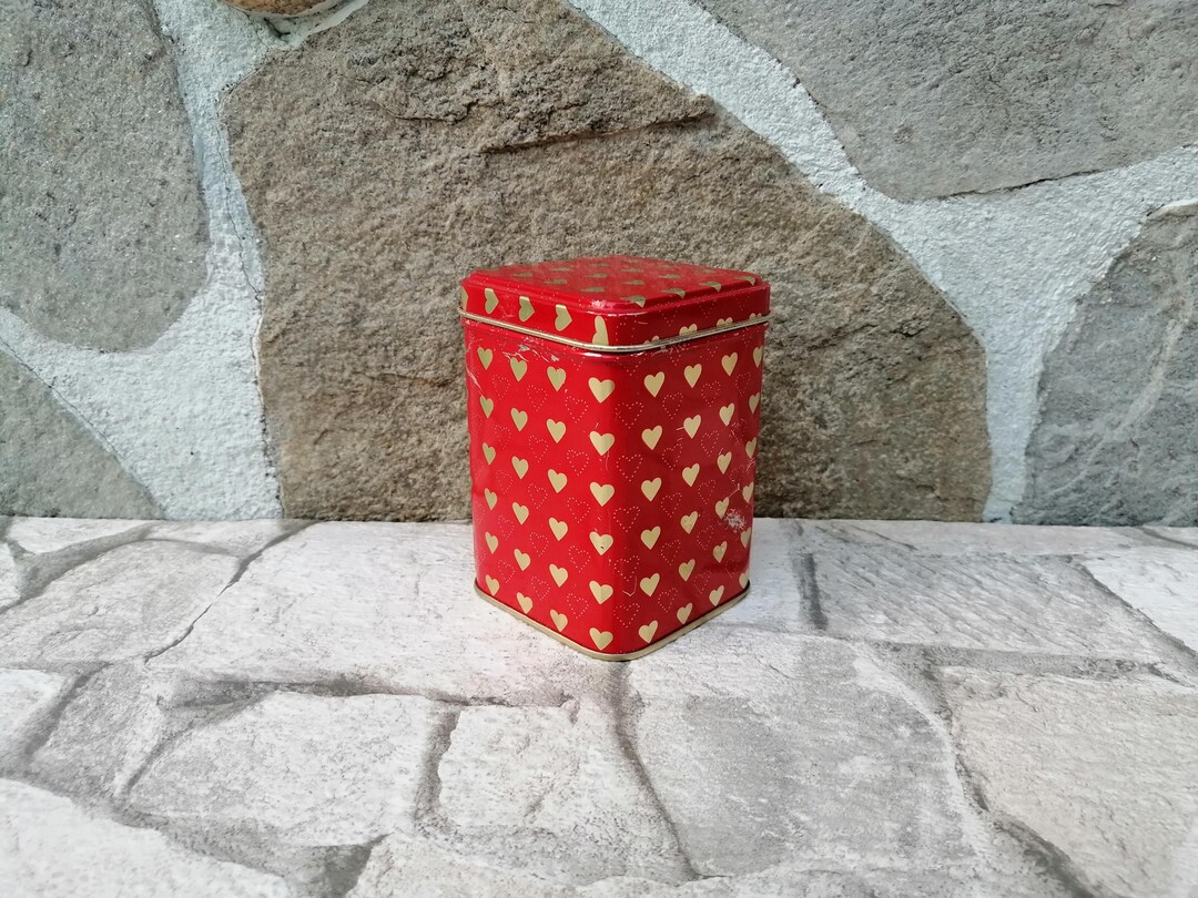 VINTAGE TIN BOX Small Tin With Hearts Red Metal Box Trinkets Box Hearts ...