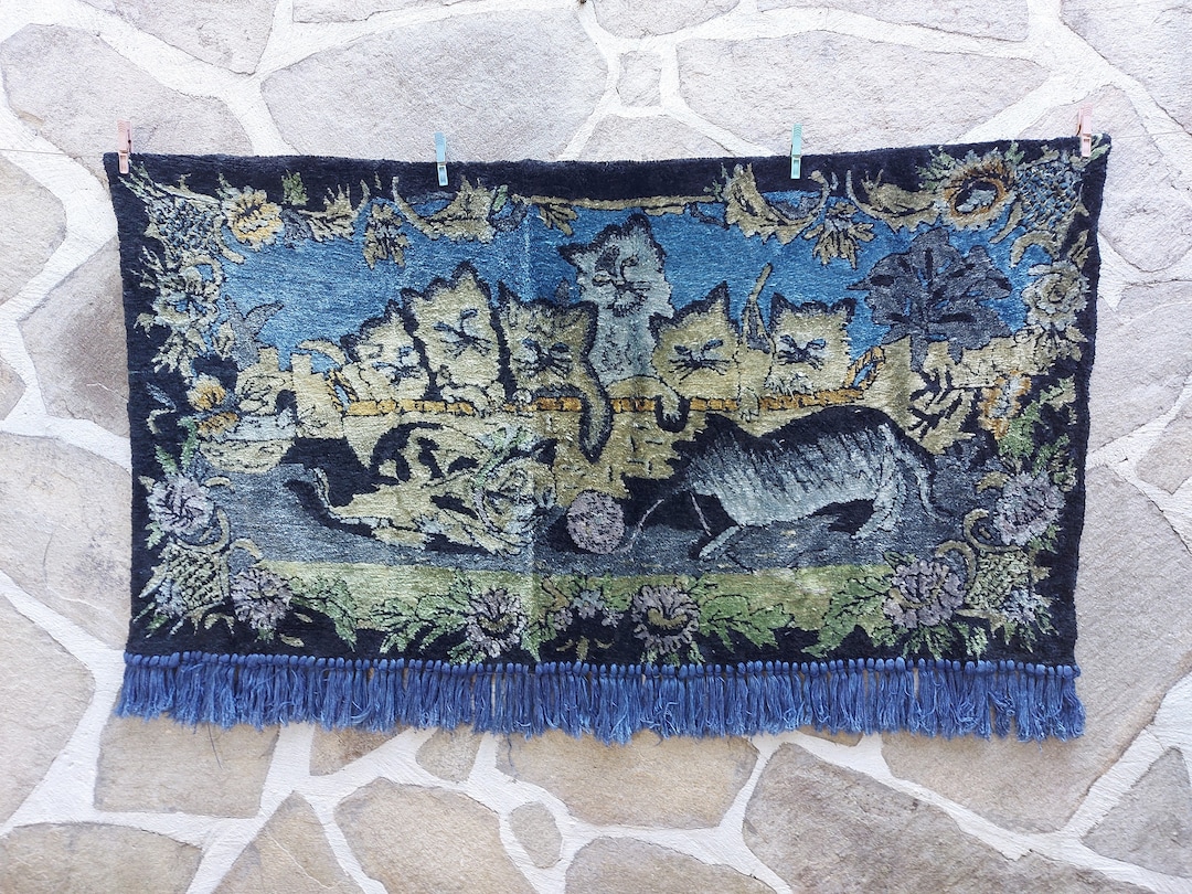 Vintage Kittens Tapestry, Velvet Wall Tapestry, Wall Hanging Rug, Plush ...