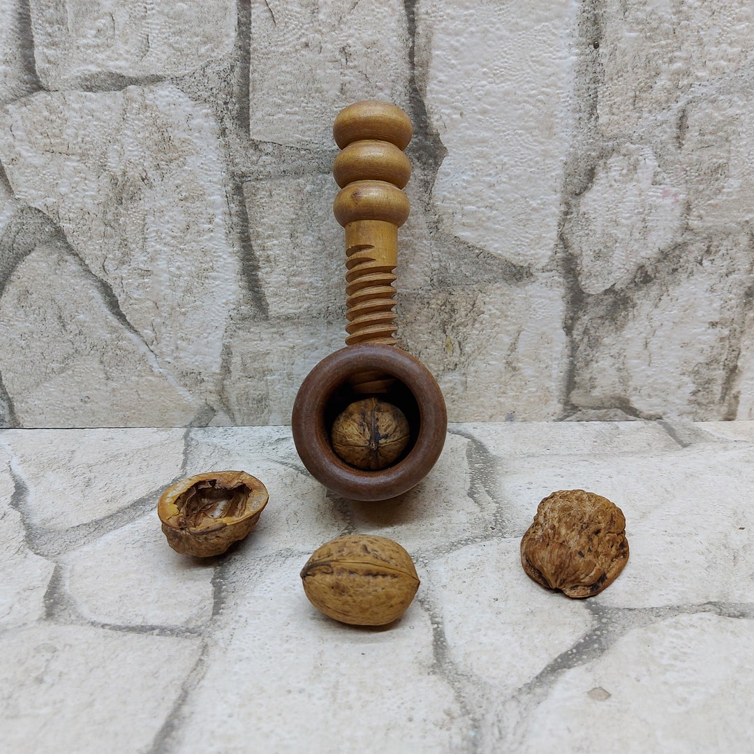 VINTAGE WOODEN NUTCRACKER, Wooden Screw Mechanism, Retro Handmade ...