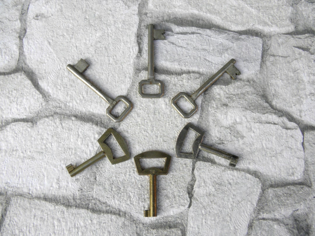 6 Brass Metal Keys, Wedding Decor, Lot of 6 Antique Skeleton Keys ...