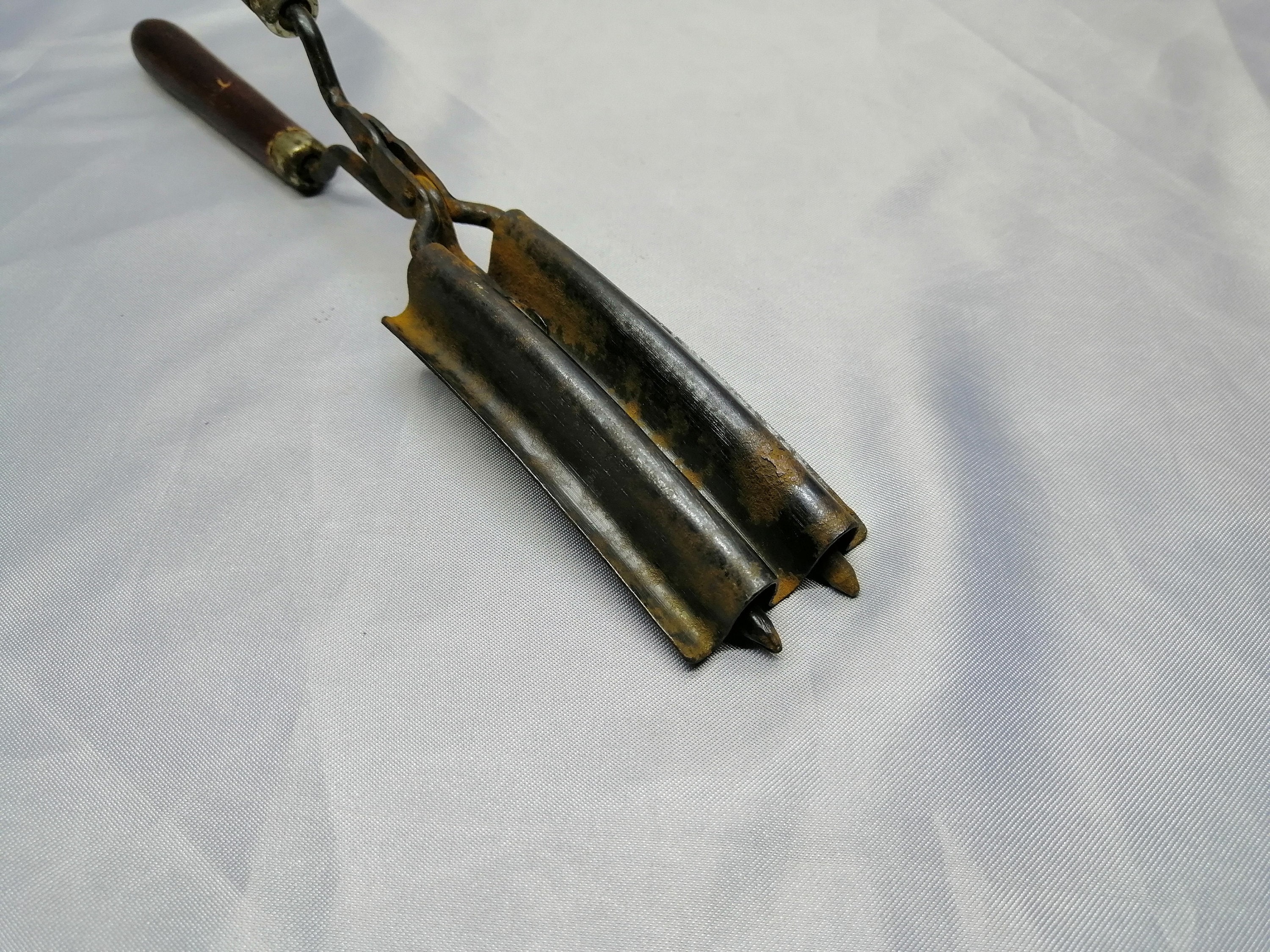 Primitive Hair Crimper Antique Hair Curler Old Fashion - Etsy