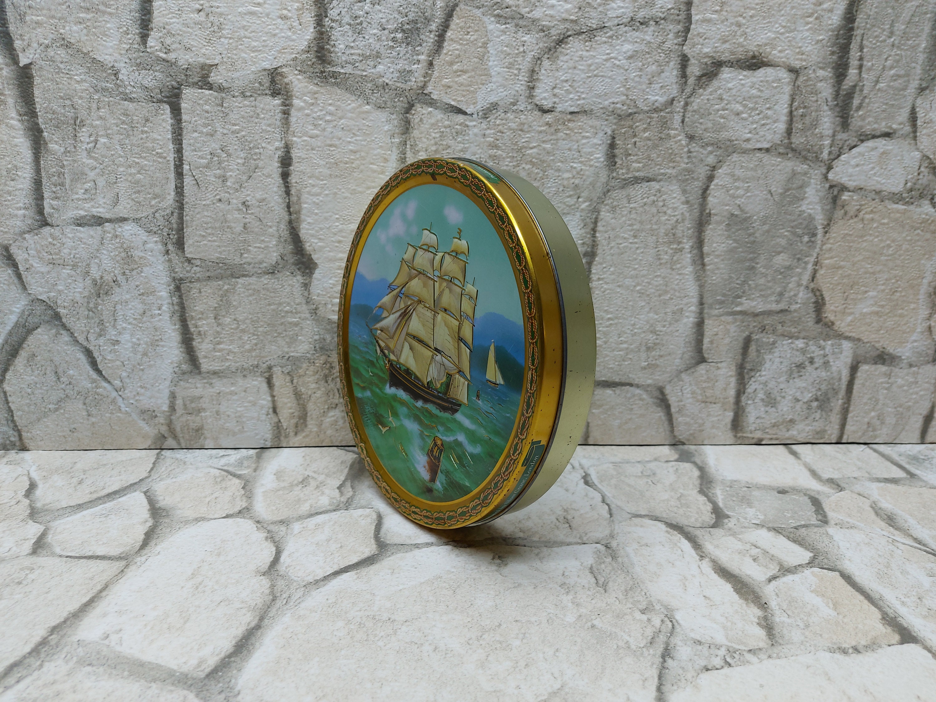 Vintage Tin Box Danish DENMARK METAL BOX Gorgeous Cookie Tin | Etsy