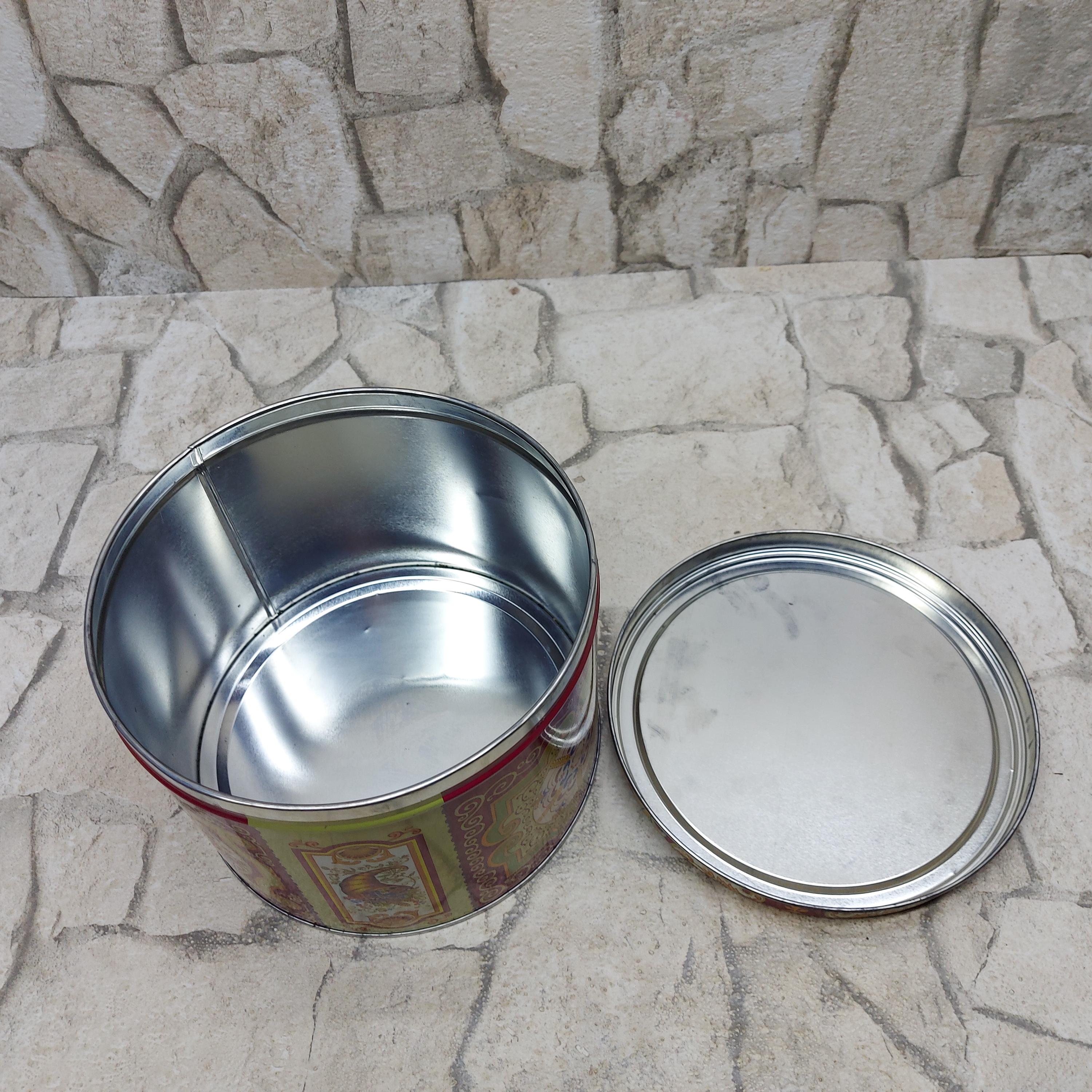 Vintage Swedish Biscuit Tin: Decorative Tea Storage - Etsy