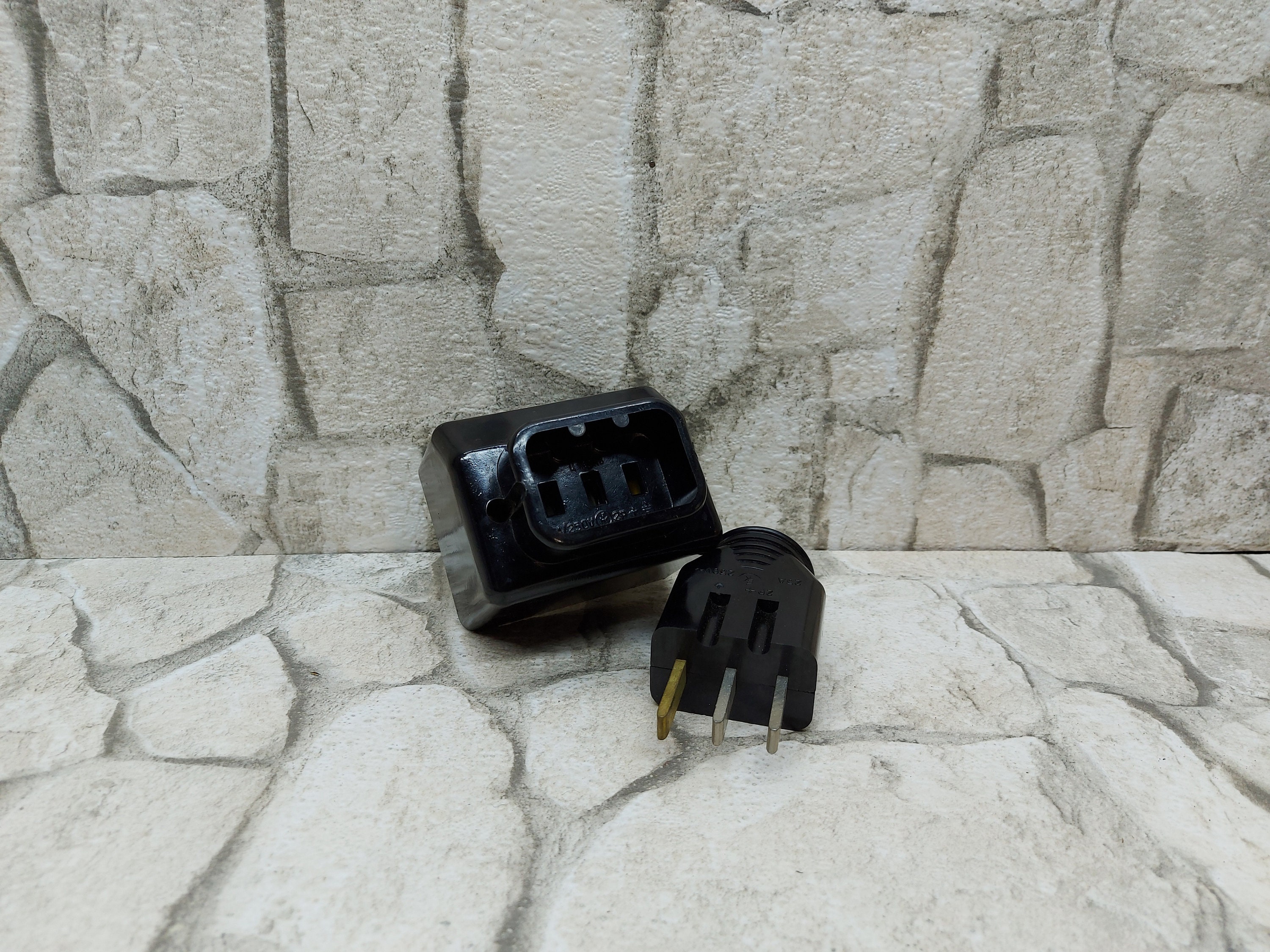 Vintage Bakelite 3-phase Outlet Tap: Industrial Electrical Adapter - Etsy