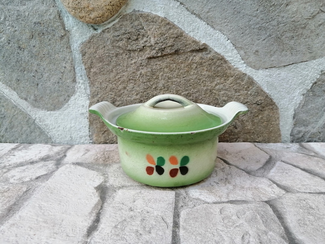 VINTAGE Small Green Cast Iron Enamelware Pot With Lid Dutch Oven ...
