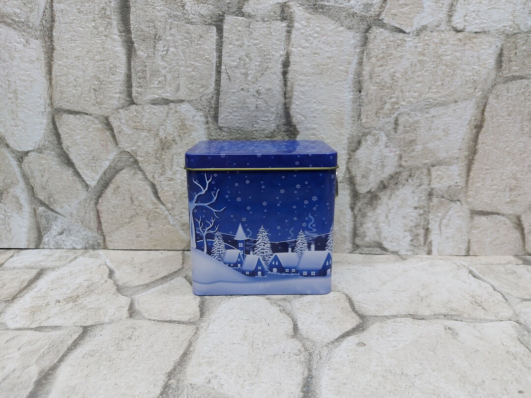 ON SALE Vintage Christmas Metal Music Box Cookie Tin Empty Music Box ...
