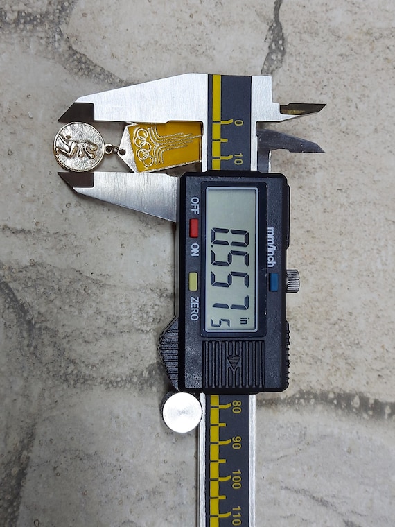 Moscow 1980 Event Olympics Fan Pin boxing Vintage Sum… - Gem